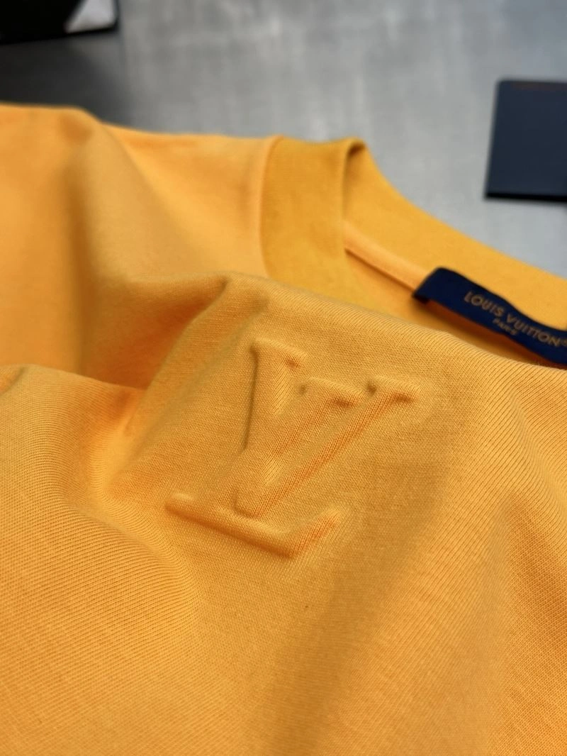 Cut-rate Louis Vuitton T-Shirts