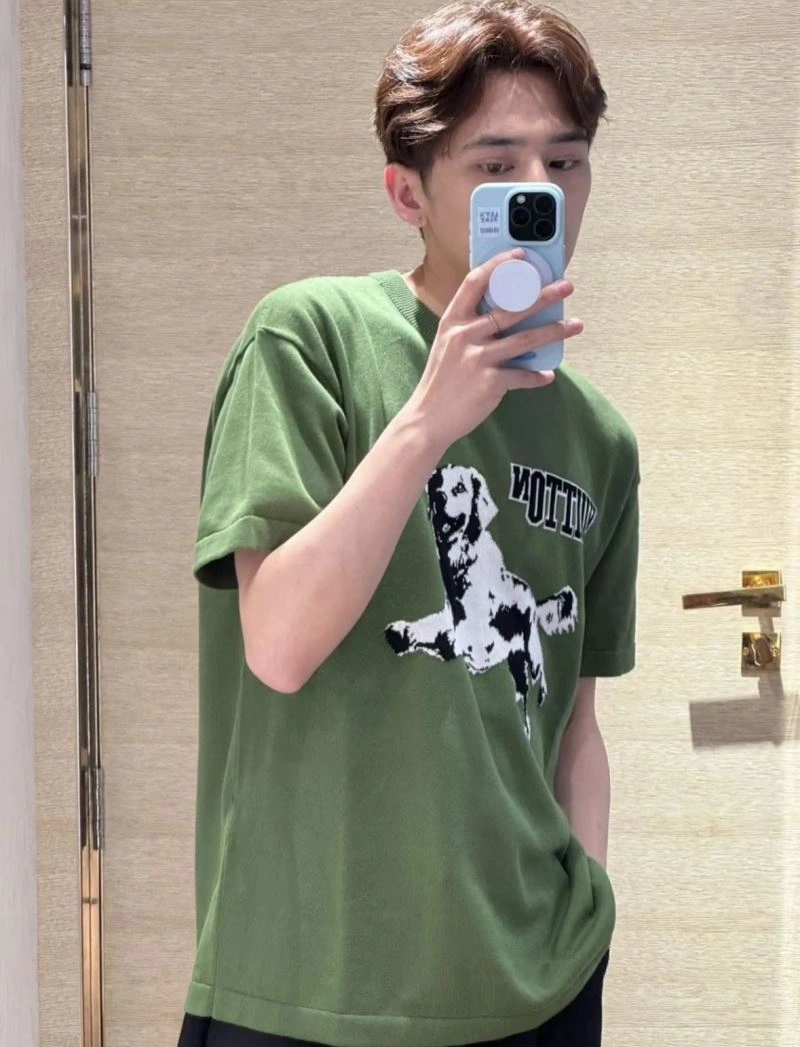 1:1 copy Louis Vuitton T-Shirts