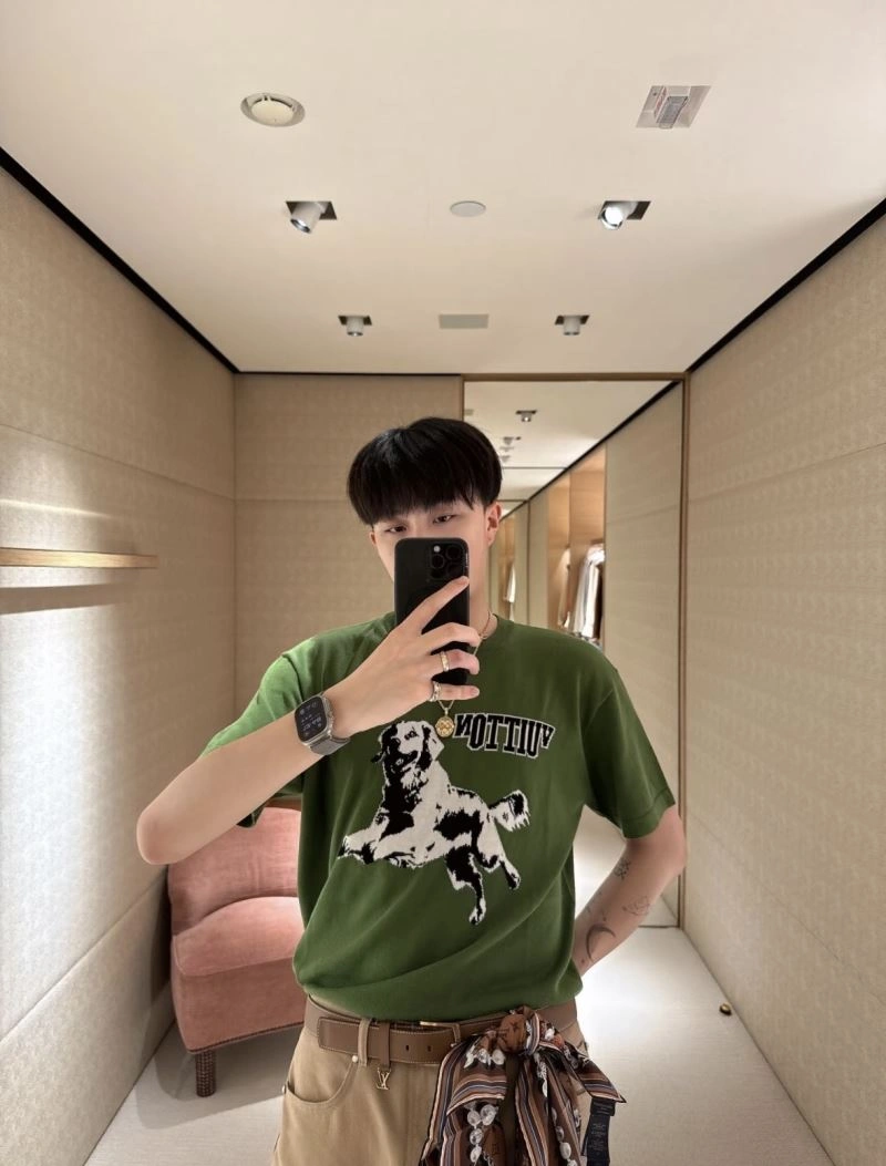 1:1 copy Louis Vuitton T-Shirts