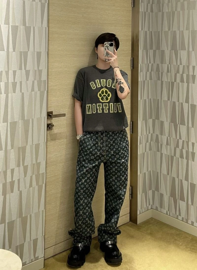 1:1 copy Louis Vuitton T-Shirts