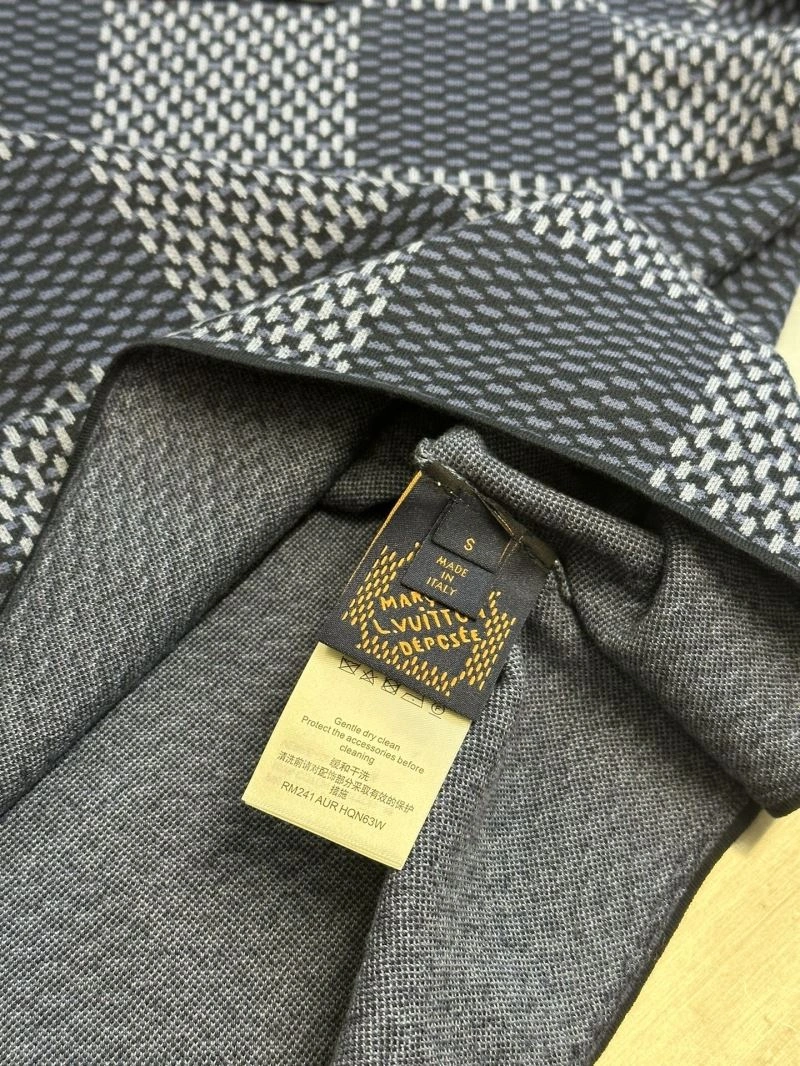 Perfect replica Louis Vuitton T-Shirts