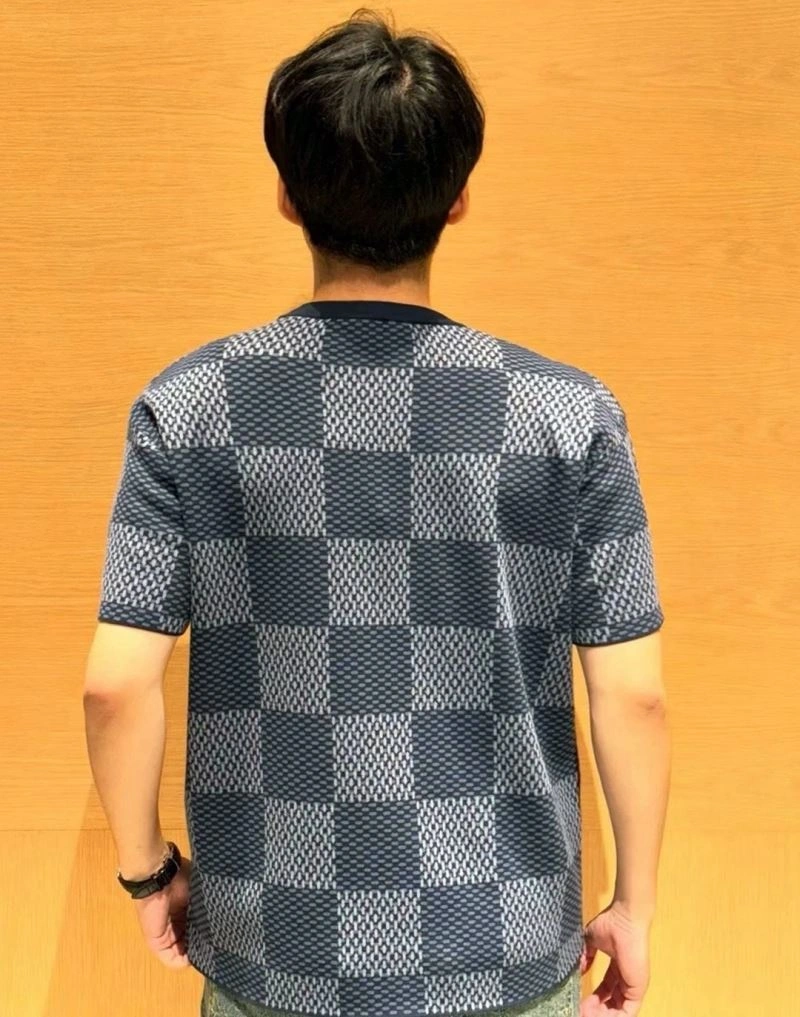 Perfect replica Louis Vuitton T-Shirts