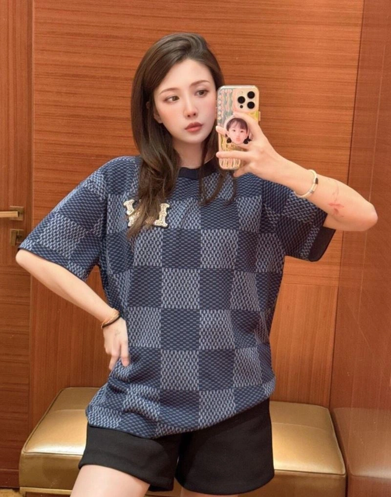 Perfect replica Louis Vuitton T-Shirts