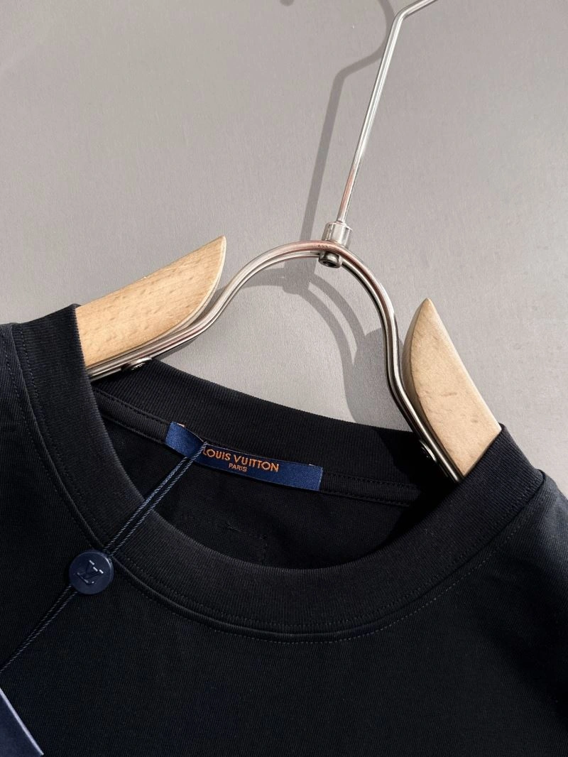 High accuracy Louis Vuitton T-Shirts