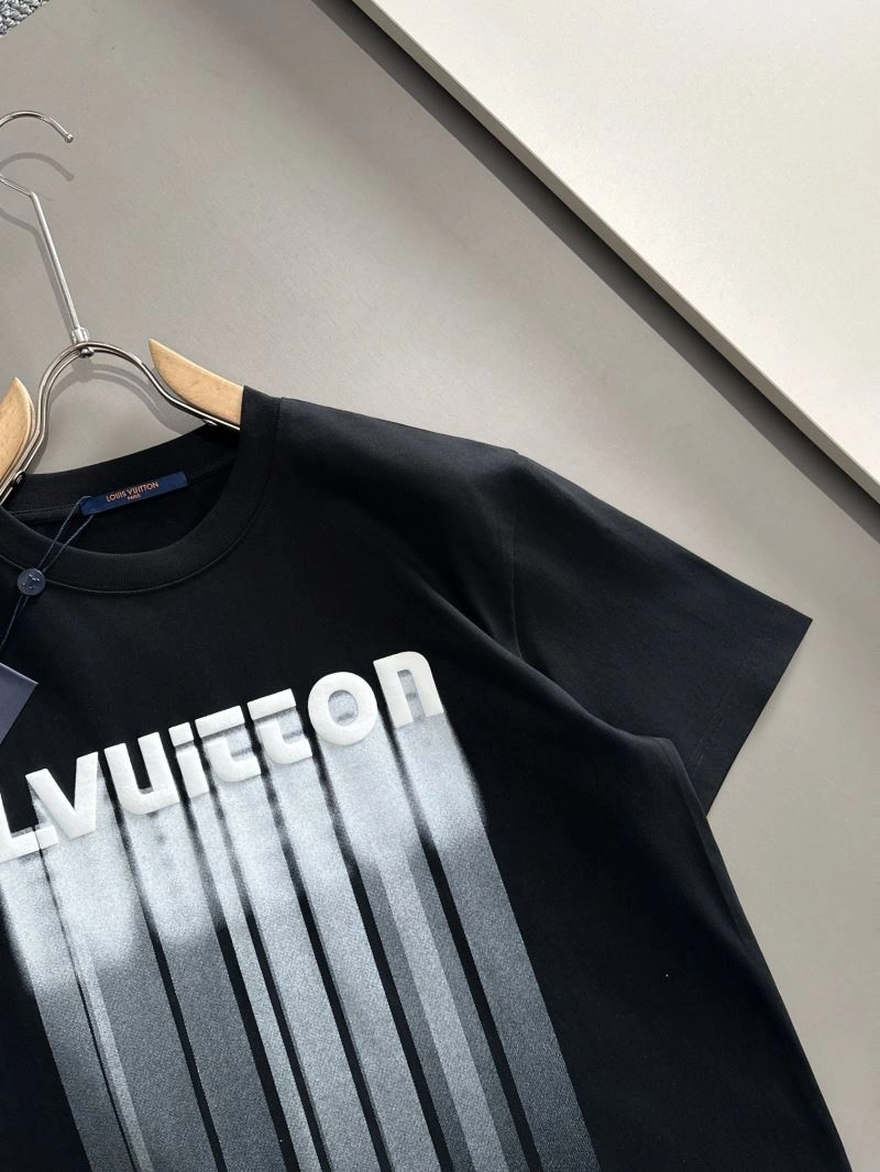 Perfect replica Louis Vuitton T-Shirts