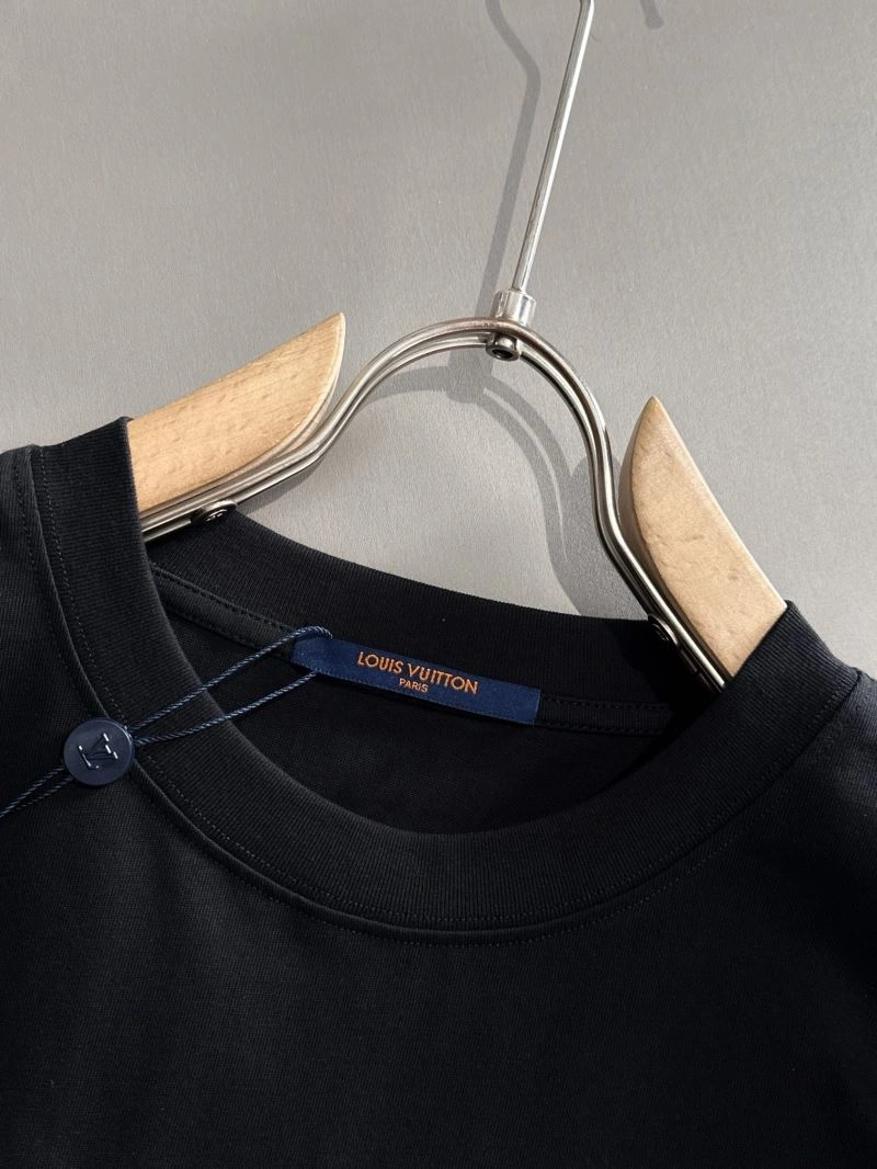 Perfect replica Louis Vuitton T-Shirts