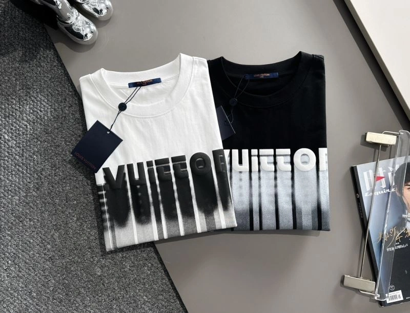 Indistinguishable Louis Vuitton T-Shirts
