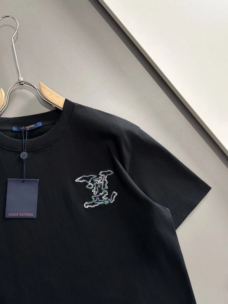 Perfect replica Louis Vuitton T-Shirts