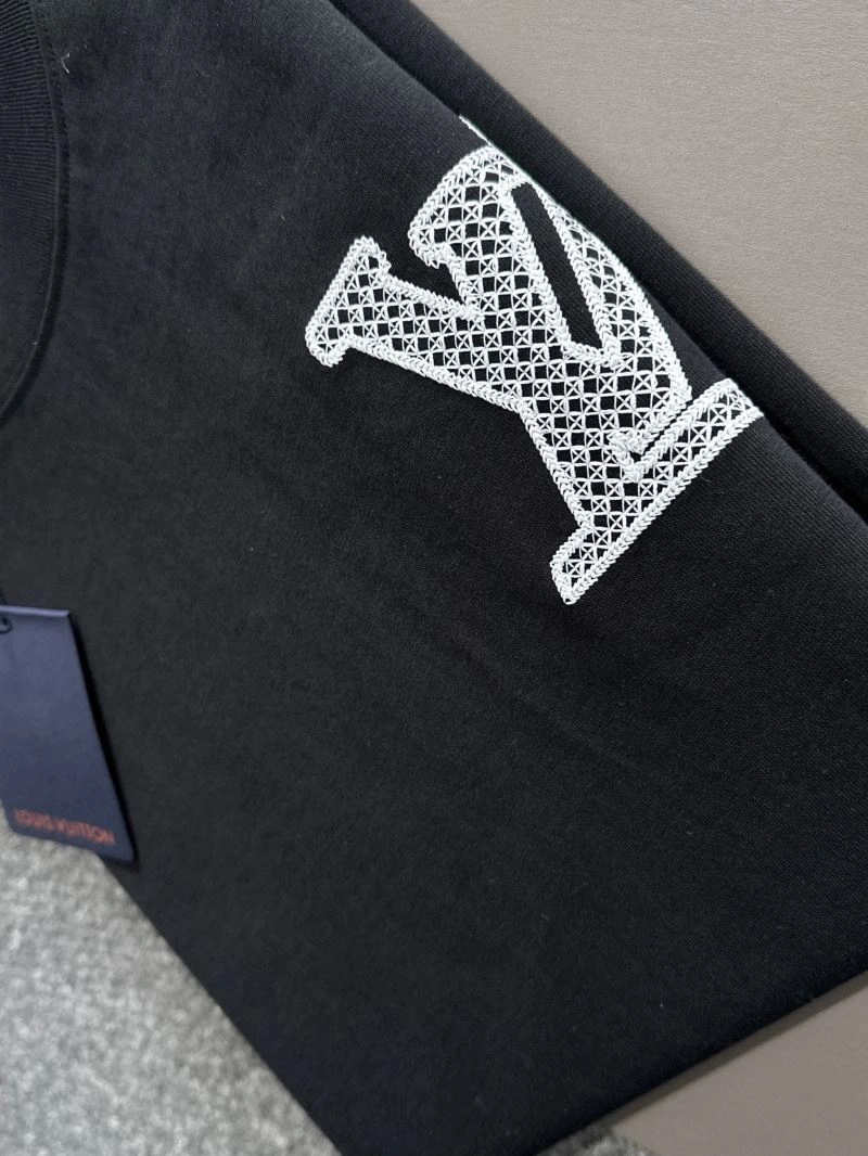 High fidelity Louis Vuitton T-Shirts