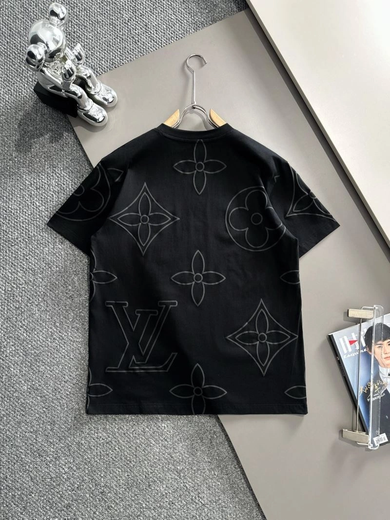 Precise copy Louis Vuitton T-Shirts