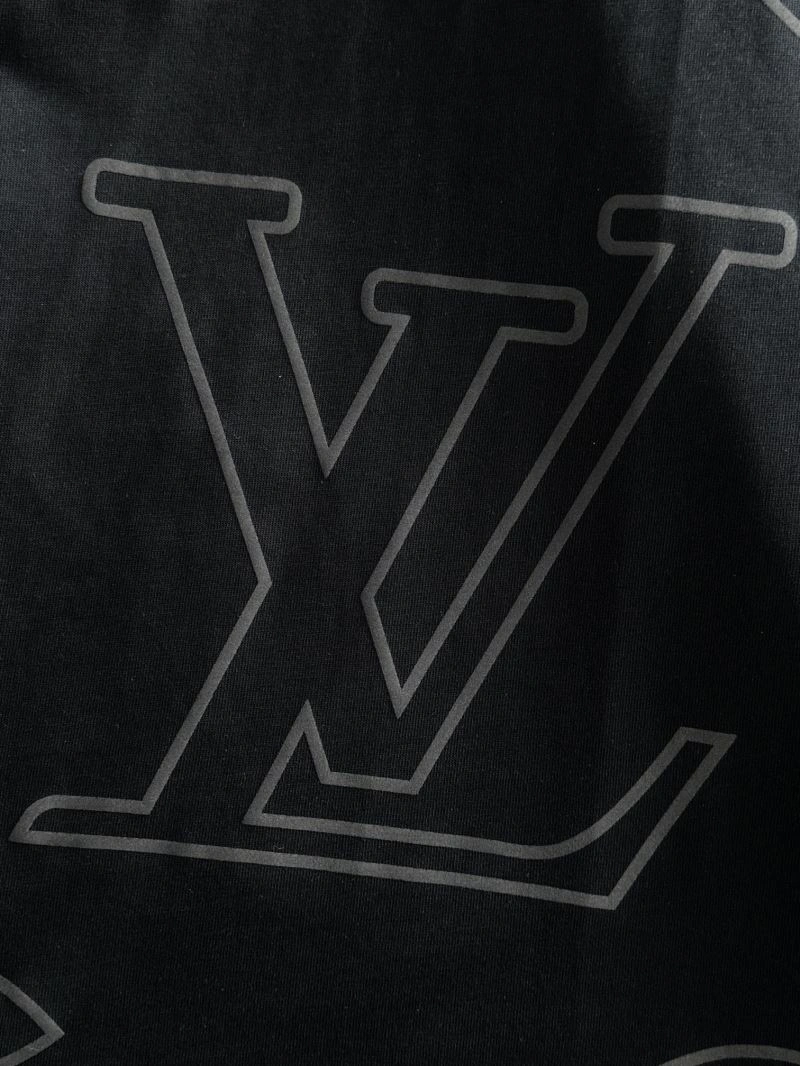 Precise copy Louis Vuitton T-Shirts