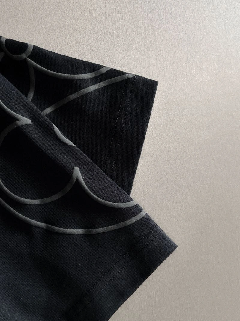 Precise copy Louis Vuitton T-Shirts