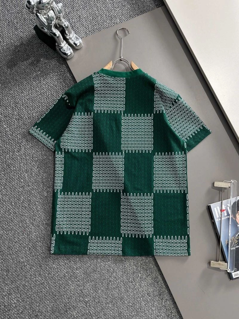 Bargain Louis Vuitton T-Shirts