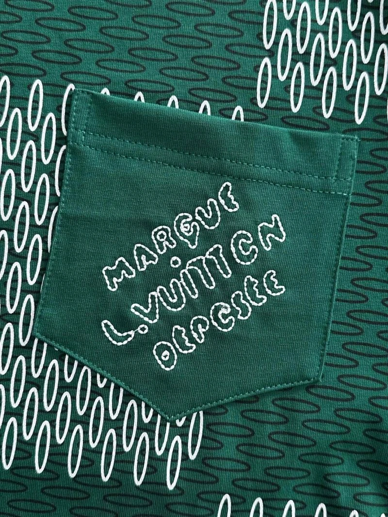 Bargain Louis Vuitton T-Shirts