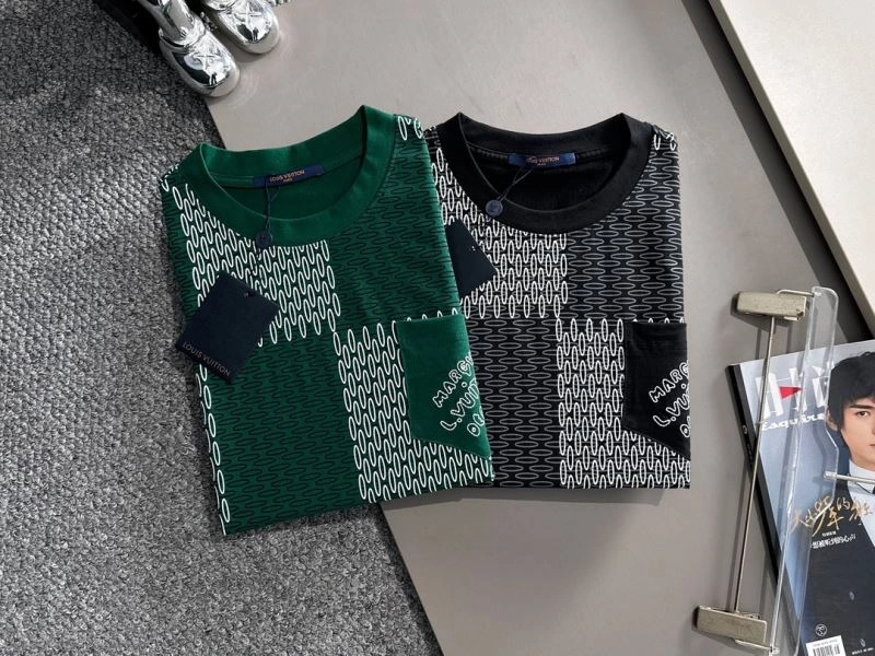 Bargain Louis Vuitton T-Shirts