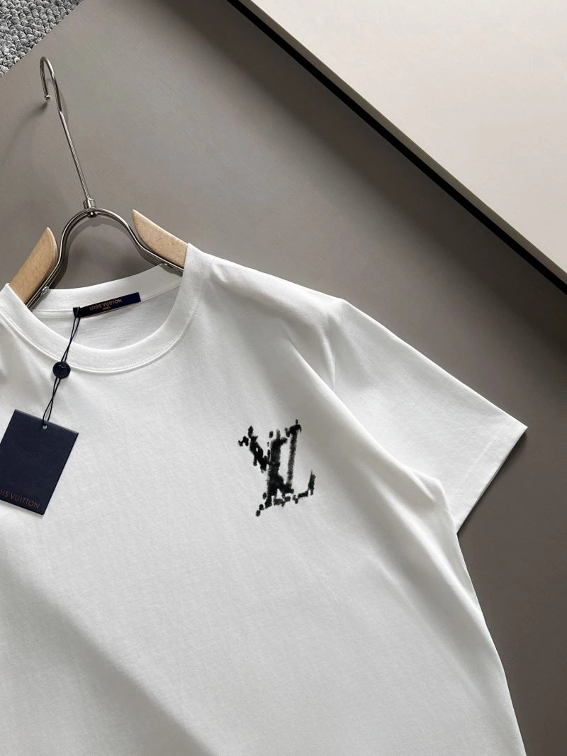 Top match Louis Vuitton T-Shirts