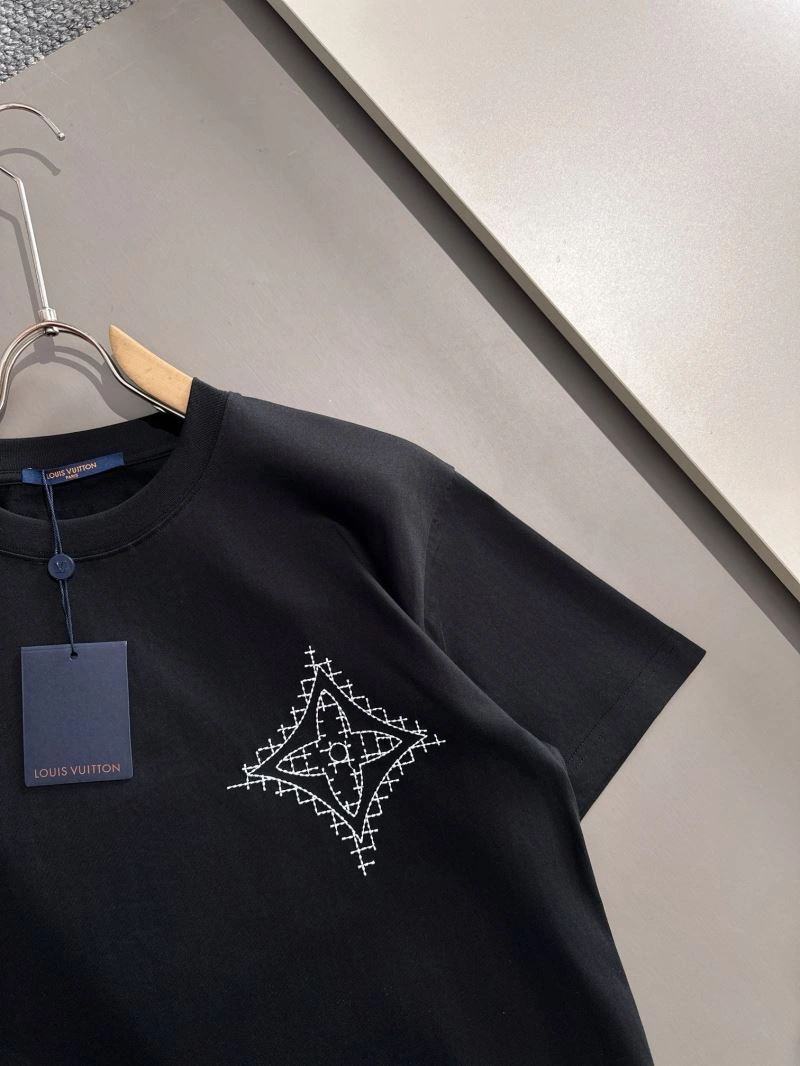 High fidelity Louis Vuitton T-Shirts
