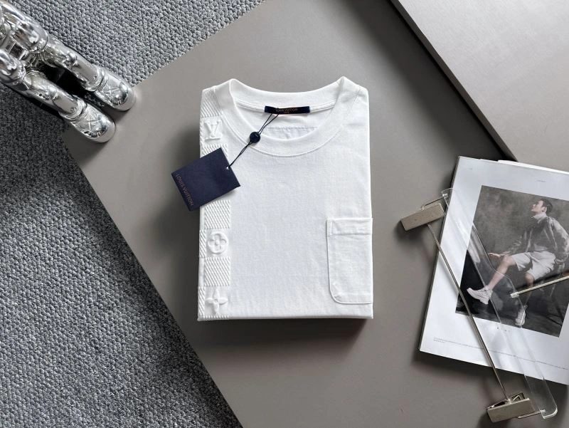 Factory-made Louis Vuitton T-Shirts