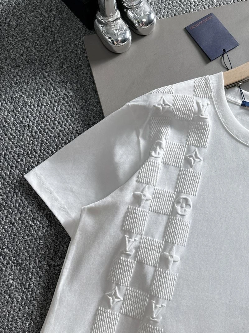 Factory-made Louis Vuitton T-Shirts