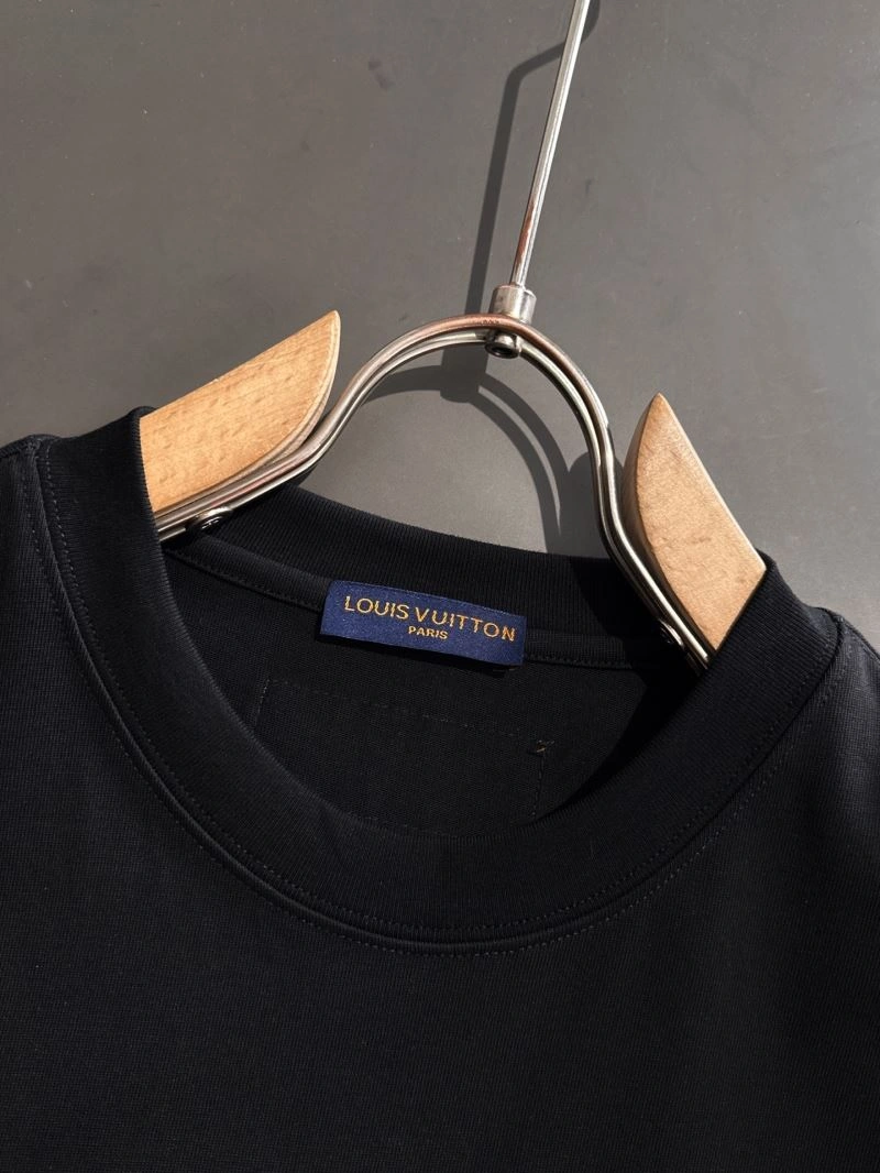 Perfect replica Louis Vuitton T-Shirts