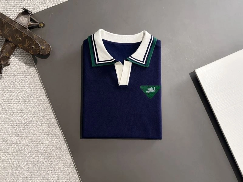 Exact replica Louis Vuitton T-Shirts