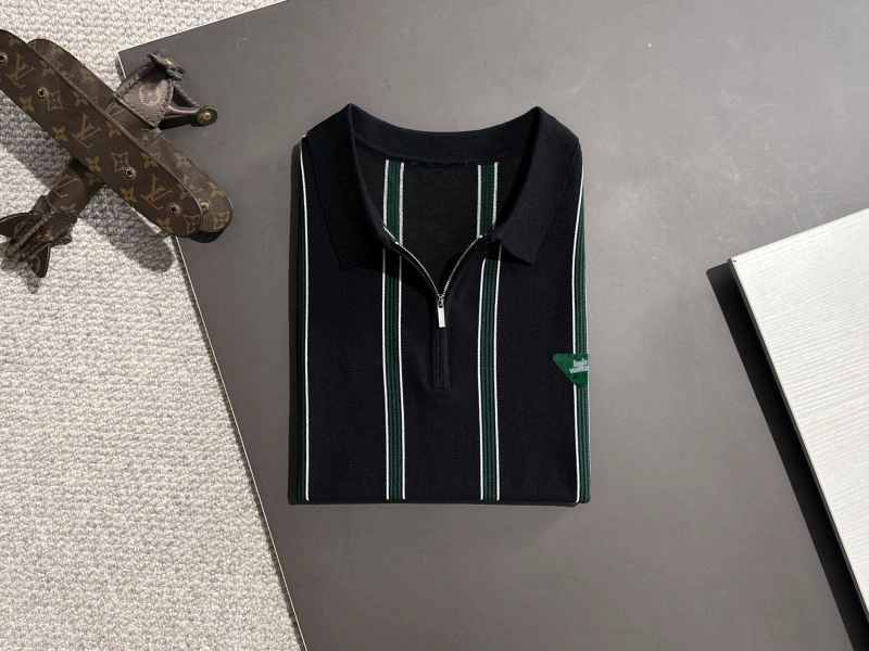 Bargain Louis Vuitton T-Shirts