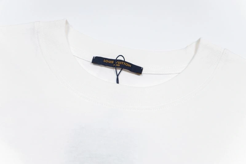 Bargain Louis Vuitton T-Shirts