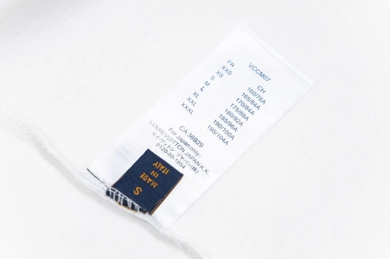 Bargain Louis Vuitton T-Shirts