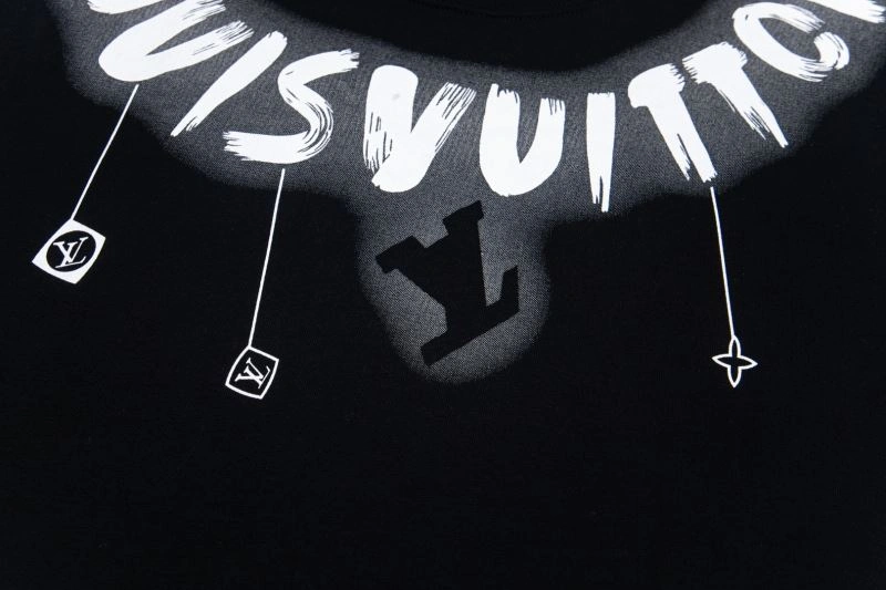 Low-cost Louis Vuitton T-Shirts