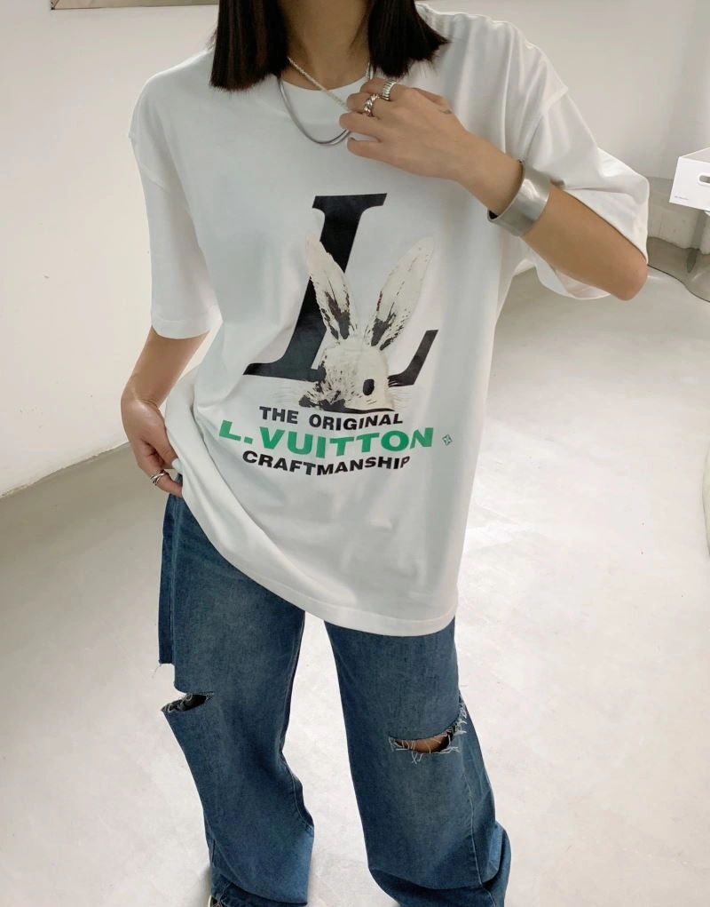 Top match Louis Vuitton T-Shirts