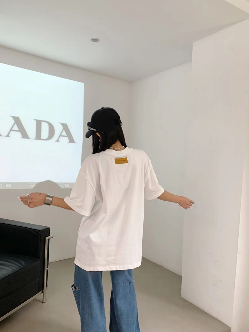 Top match Louis Vuitton T-Shirts