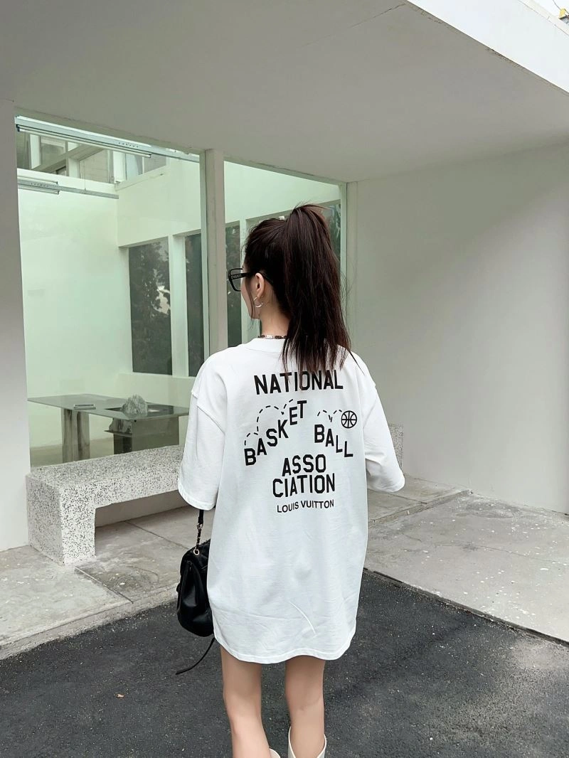 Indistinguishable Louis Vuitton T-Shirts