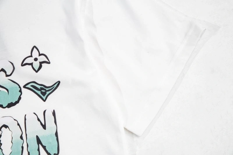Precise copy Louis Vuitton T-Shirts