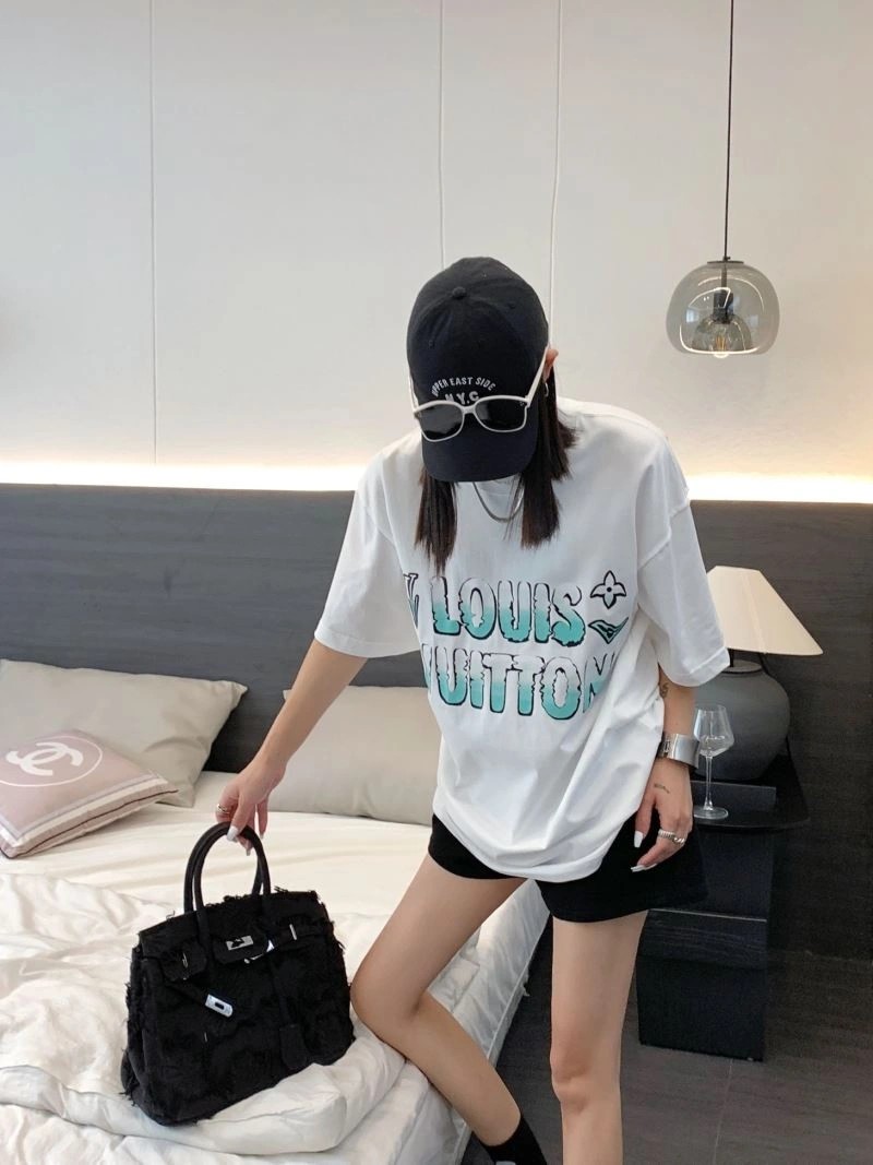 Precise copy Louis Vuitton T-Shirts