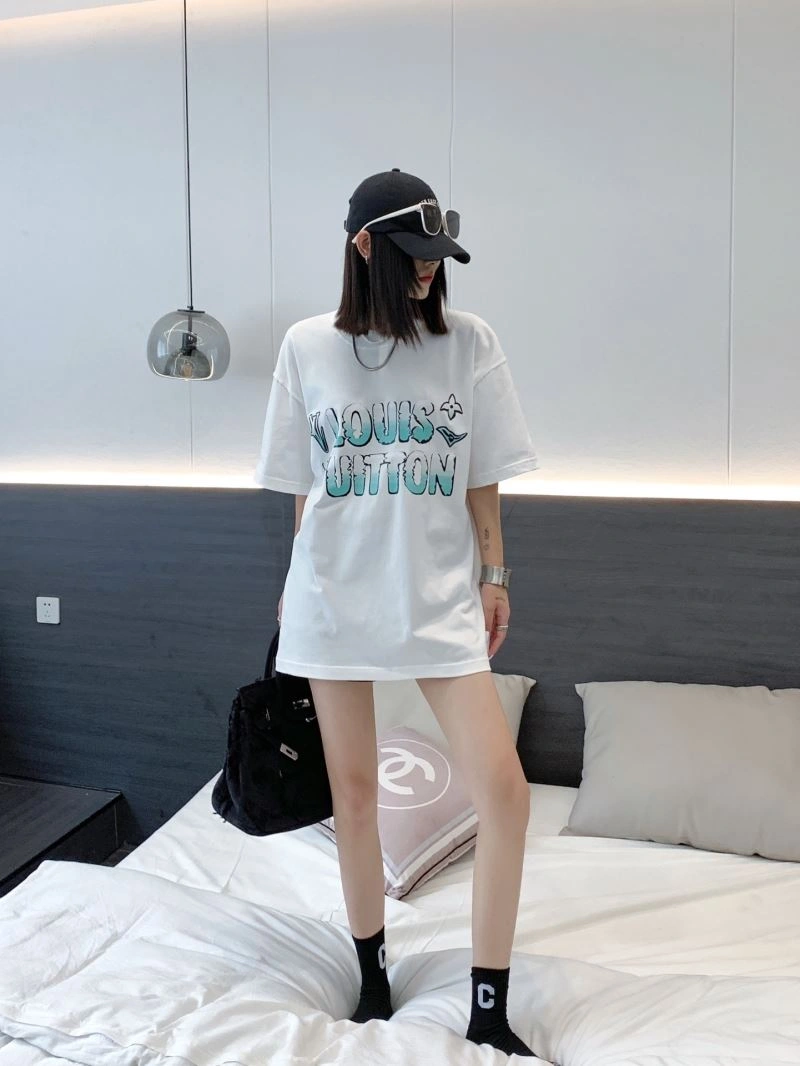 Precise copy Louis Vuitton T-Shirts