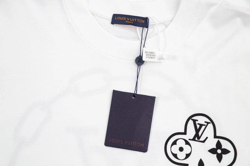 High fidelity Louis Vuitton T-Shirts