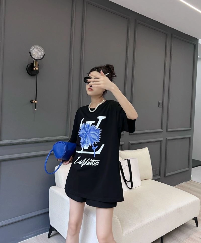 Factory-made Louis Vuitton T-Shirts