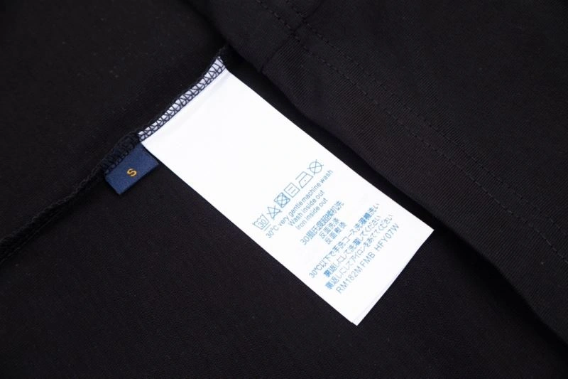 Top match Louis Vuitton T-Shirts