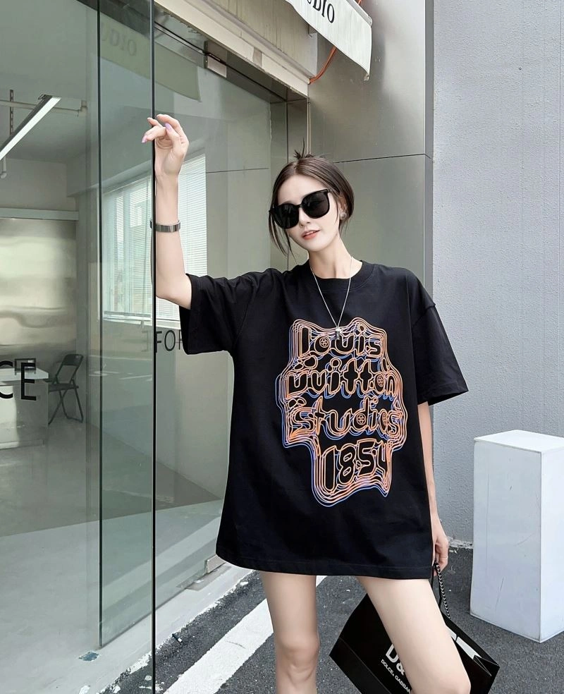 Top match Louis Vuitton T-Shirts