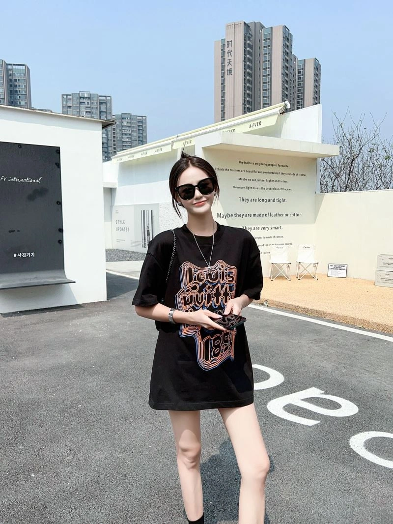 Top match Louis Vuitton T-Shirts