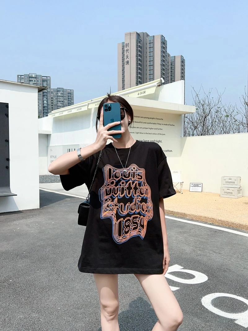 Top match Louis Vuitton T-Shirts