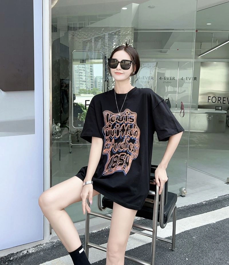 Top match Louis Vuitton T-Shirts