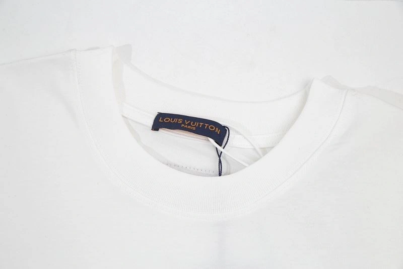 Precise copy Louis Vuitton T-Shirts