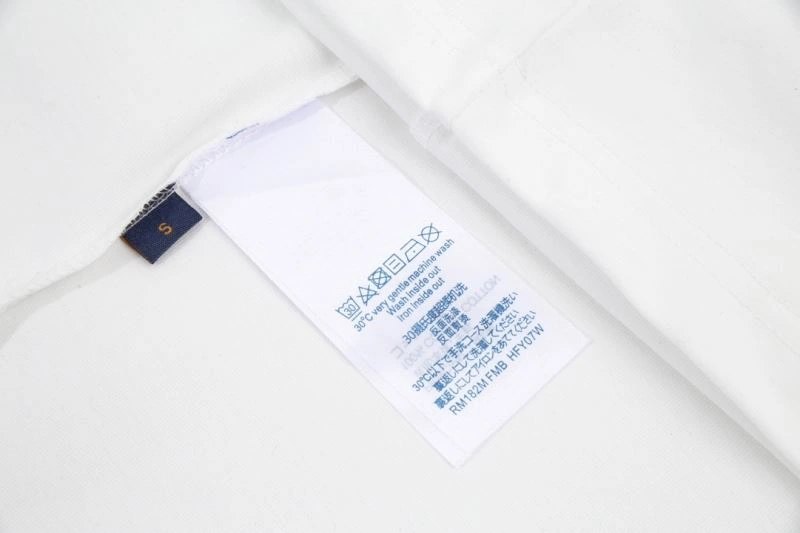 Precise copy Louis Vuitton T-Shirts