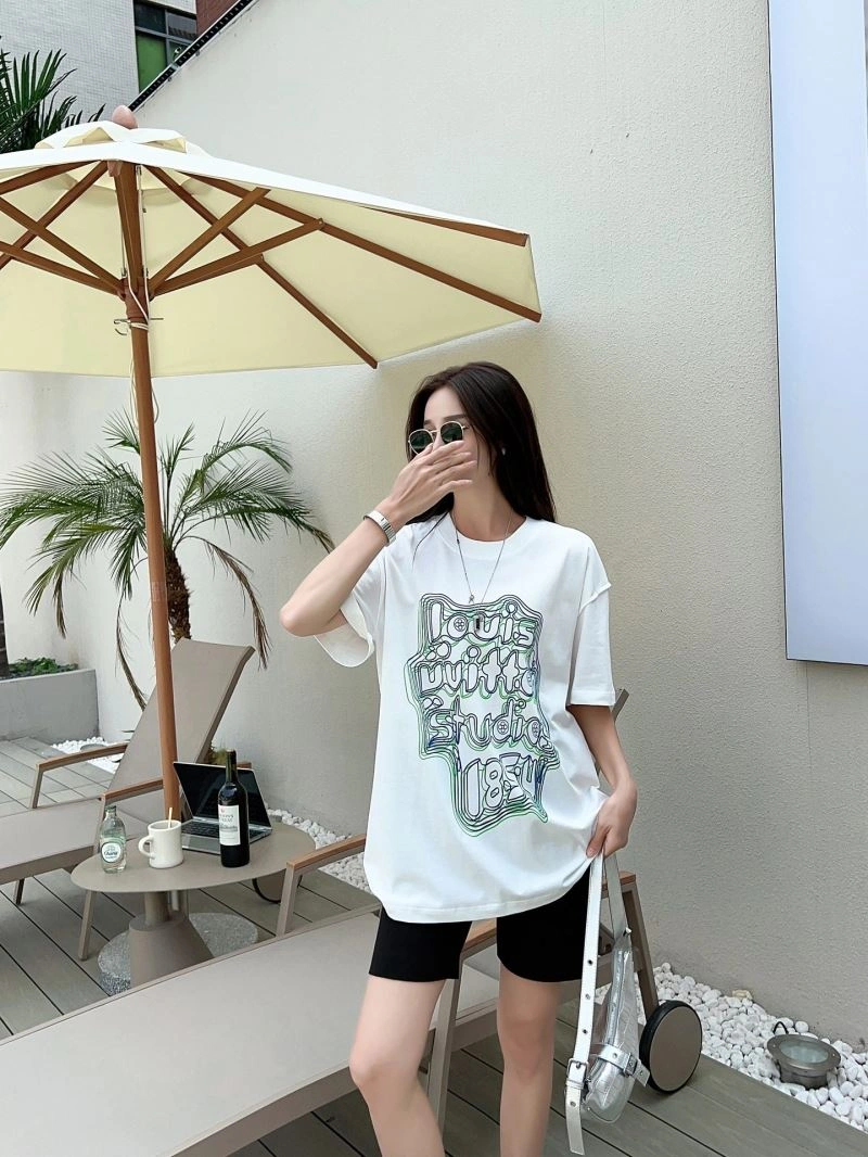 Precise copy Louis Vuitton T-Shirts