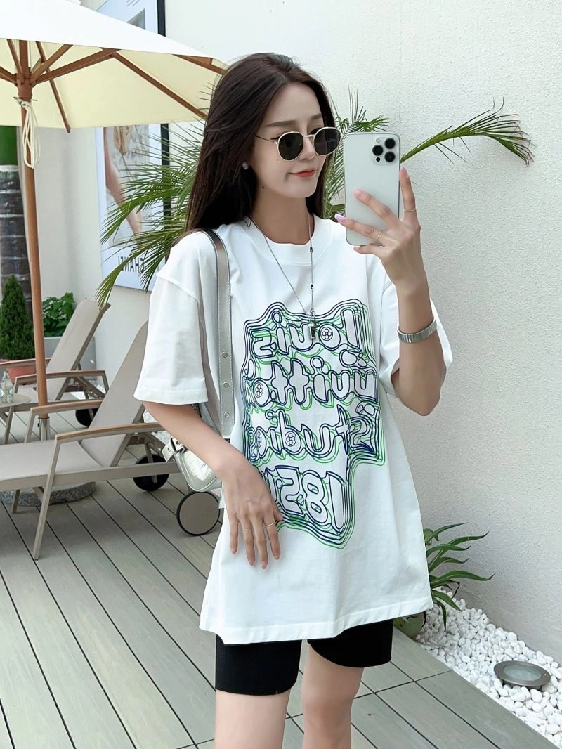 Precise copy Louis Vuitton T-Shirts