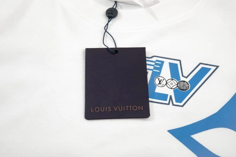 Exact replica Louis Vuitton T-Shirts