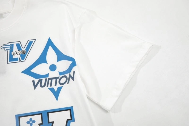 Exact replica Louis Vuitton T-Shirts