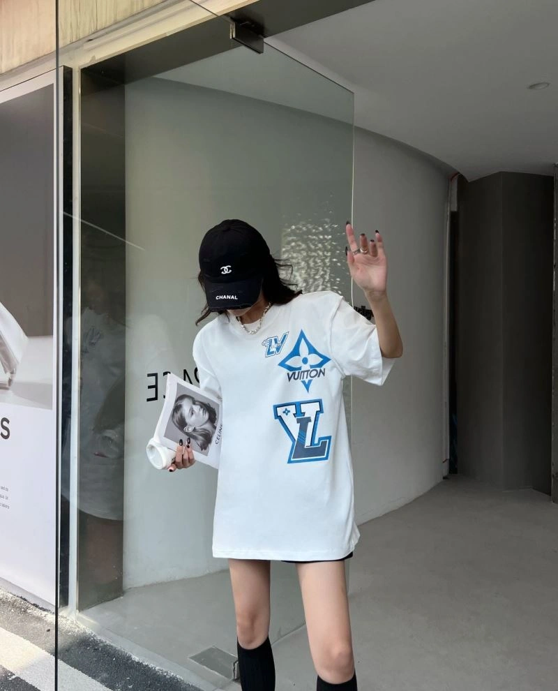 Exact replica Louis Vuitton T-Shirts