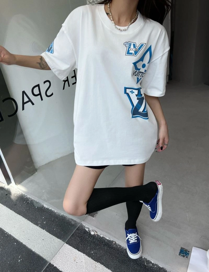 Exact replica Louis Vuitton T-Shirts